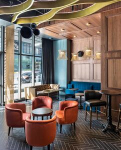 Sonorisation de Bar & Restaurant : Comment créer une ambiance sonore adaptée à votre ...